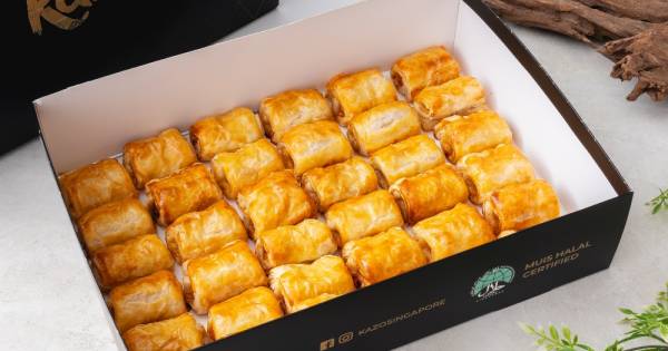 Mini Chicken Sausage Roll Set